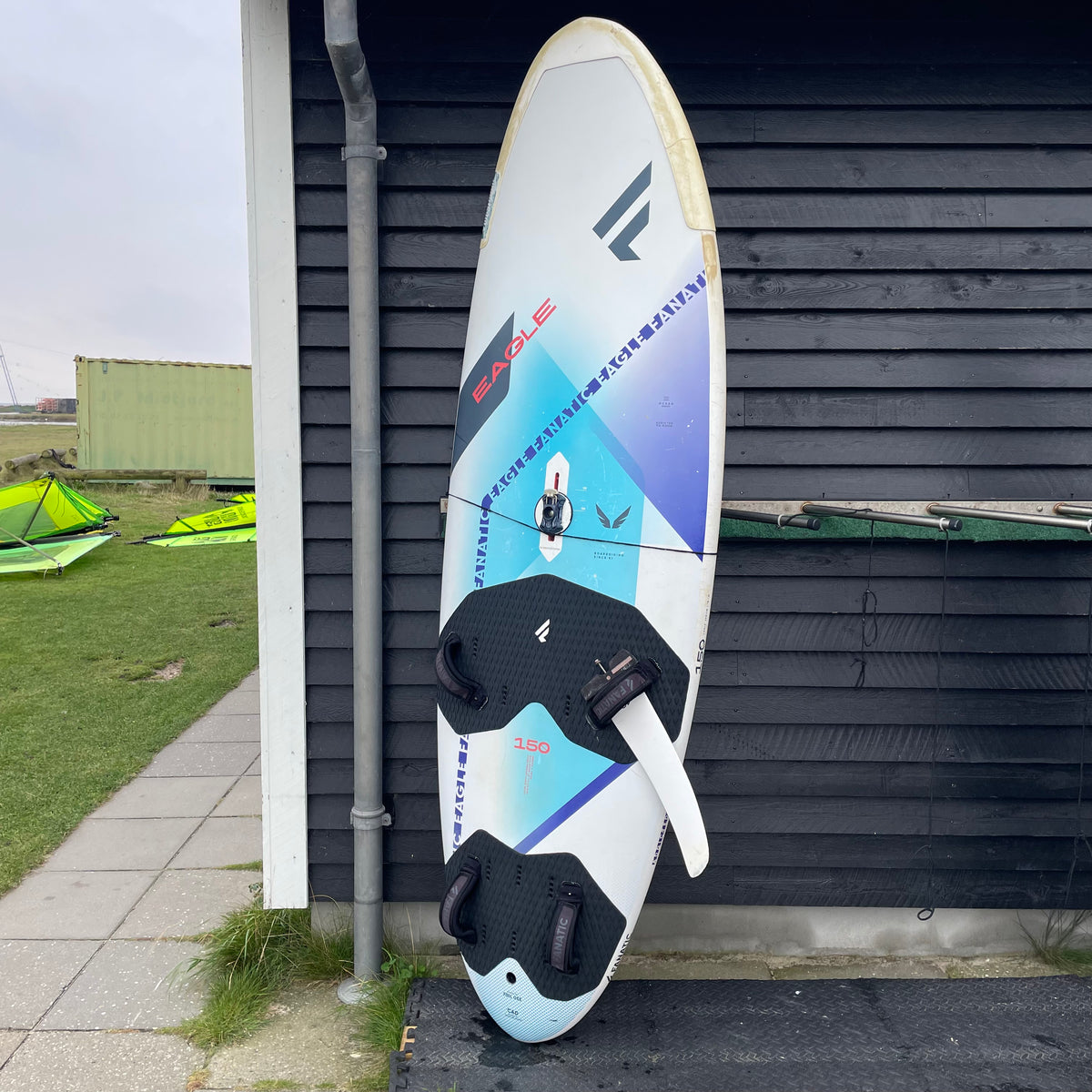 Demo Fanatic Eagle 2023 inkl. Noseprotector 150L – WestWind Surfshop